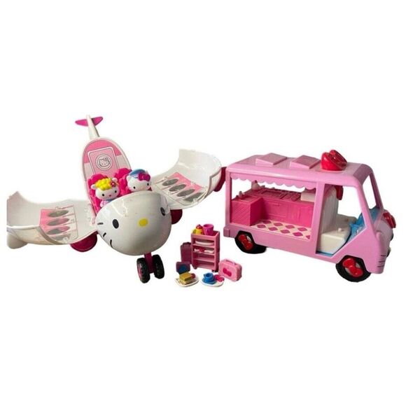 Sanrio | Art | 23sanrio Hello Kitty Plane Food Truck 6 Figures Table ...